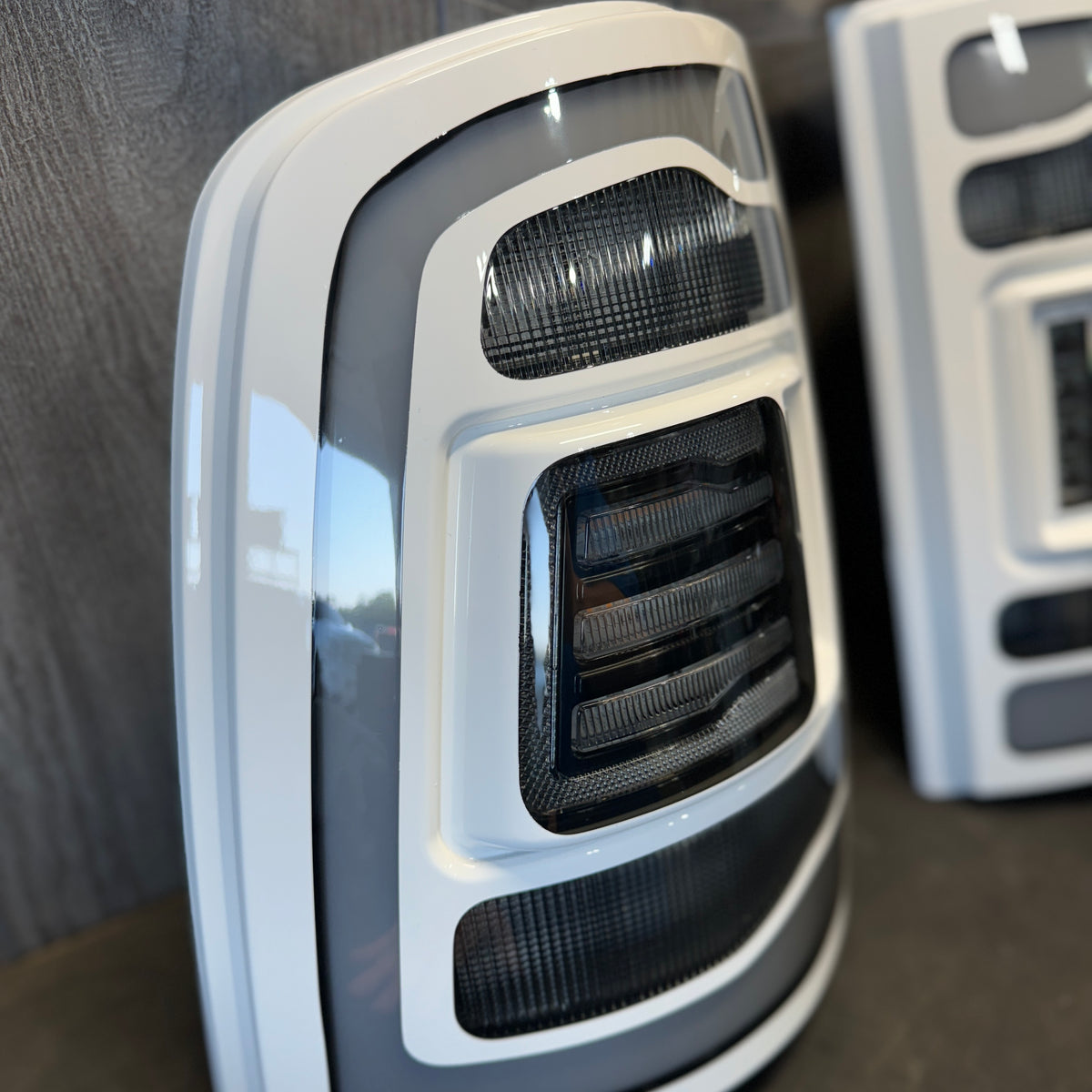 2009 - 18 5TH GEN STYLE DODGE RAM TAIL LIGHT – MwCustoms Inc.