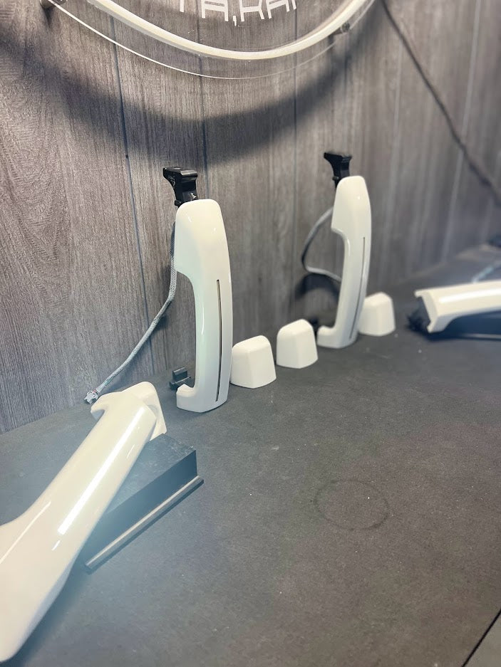 2007-2021 TOYOTA TUNDRA SWITCHBACK LED DOOR HANDLES – MwCustoms Inc.